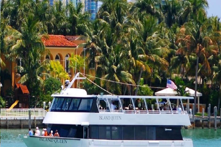 Miami Boat Tour | 90-minute Sightseeing Cruise